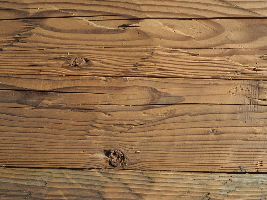 Handgehackte Bretter verlegefertig | Original Altholz von Premiumfloor